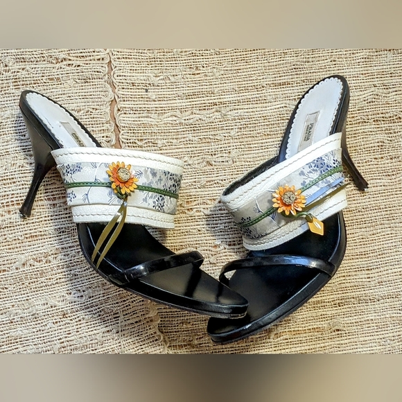 Prada | Shoes | Prada 3d Daisy Flower Y2k Heels | Poshmark